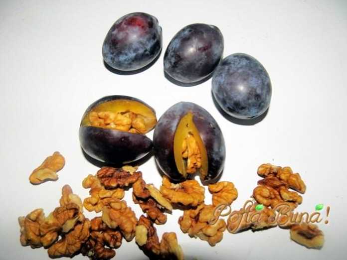Dulceata de prune umplute cu nuci - Retete cu Gina Bradea