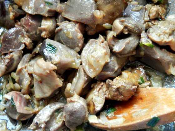 Briose drob cu oua de prepelita