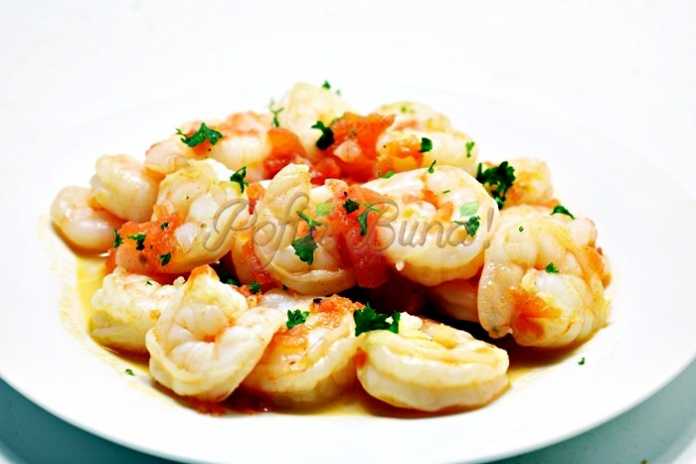 Creveti picanti cu rosii si usturoi