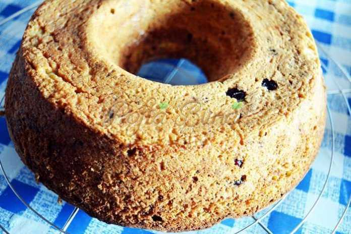 Chec cu nuca si merisoare - Retete cu Gina Bradea