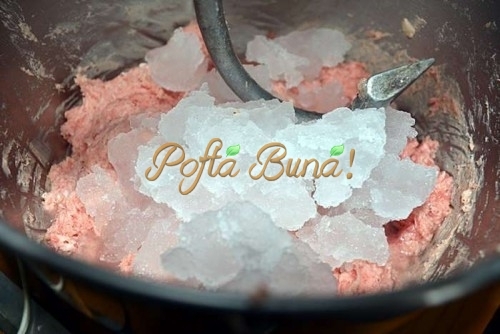 Carnati albi (germani, bratwurst) - Retete Culinare cu Gina Bradea