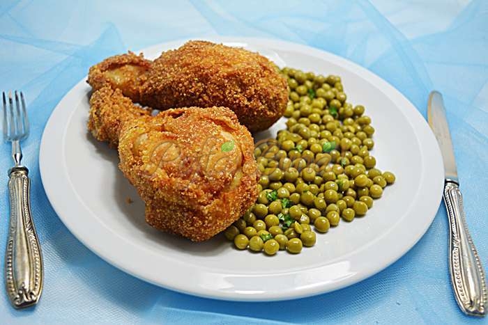 Pulpe de pui pane - Retete Culinare cu Gina Bradea