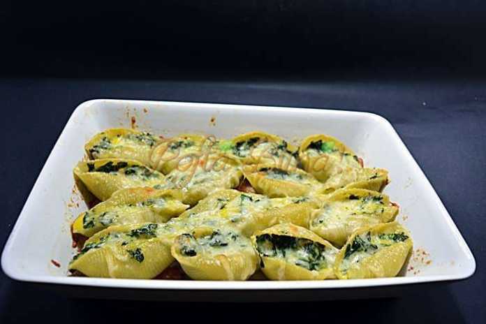 Spanac la borcan pentru iarna - Retete cu Gina Bradea