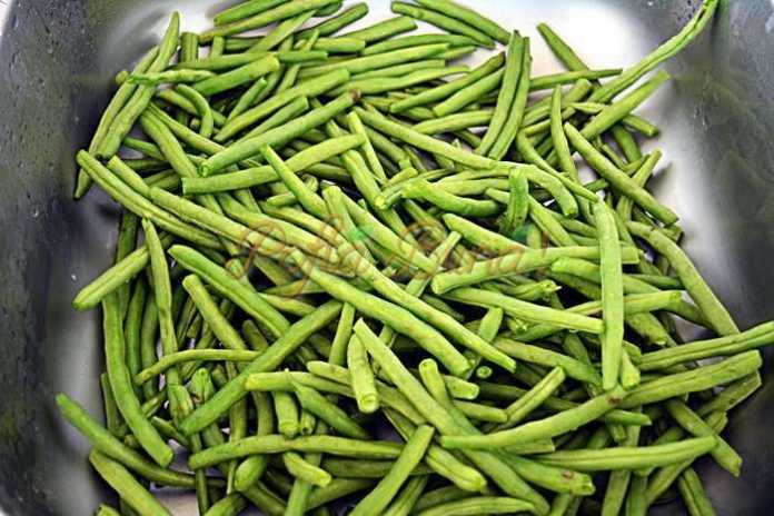 Fasole pastai cu rosii pentru iarna - Retete cu Gina Bradea
