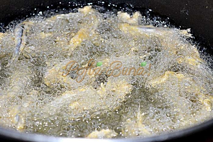 Hamsii, obleti sau sprot prajit, reteta simpla - Gina Bradea