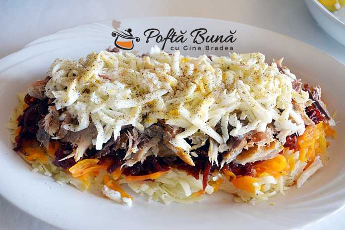 Salata suba salata ruseasca cu peste afumat si sfecla rosie