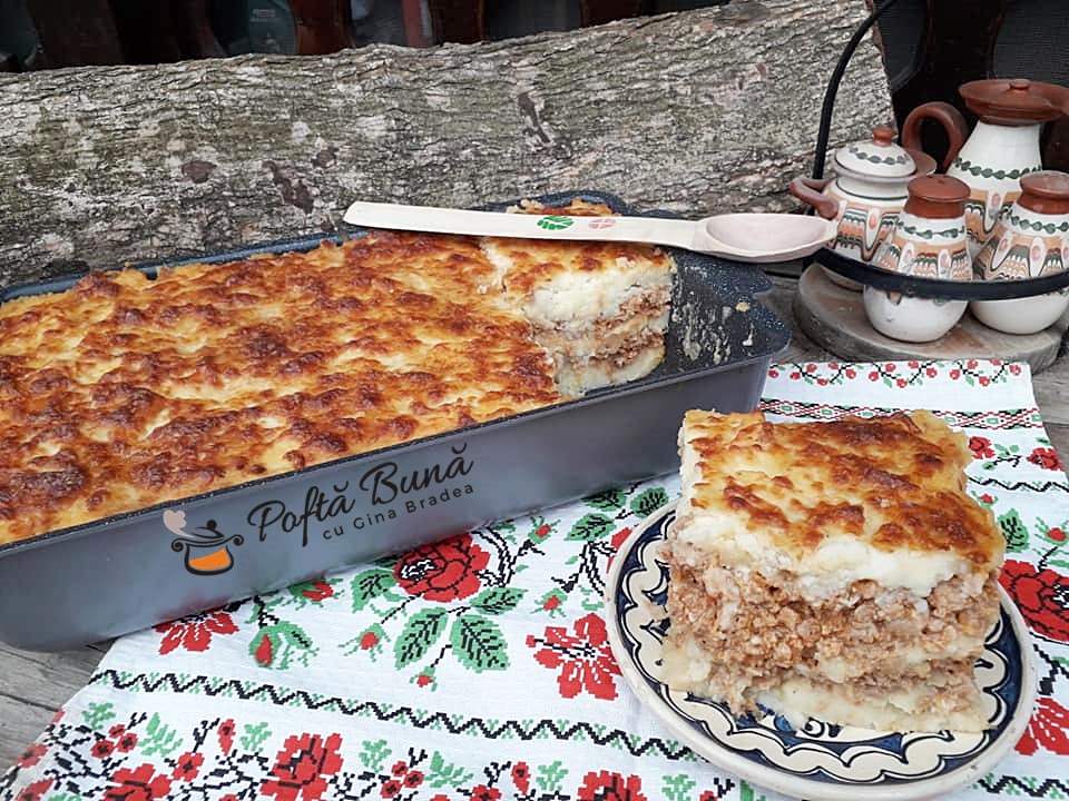 Musaca de cartofi piure si carne tocata - Retete cu Gina Bradea