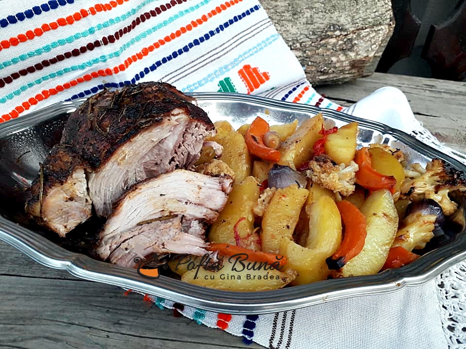 Porc friptura la cuptor inabusita cu usturoi si rozmarin - Gina Bradea