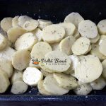 Cartofi la cuptor rondele cu cimbru si usturoi - Gina Bradea