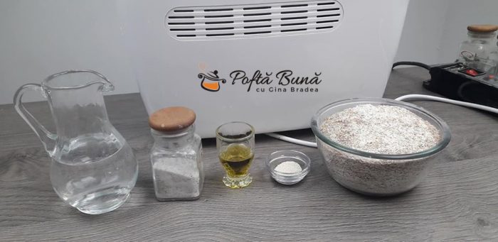 Paine graham - reteta la masina de facut paine - Gina Bradea