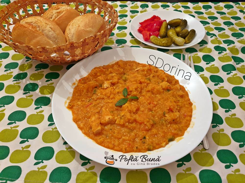 Mancare de linte rosie cu piept de pui - Retete Culinare cu Gina Bradea