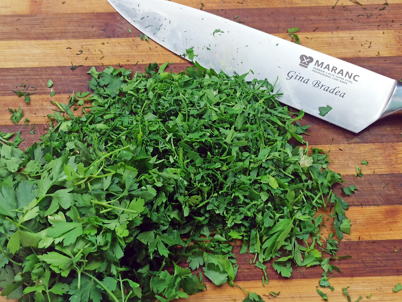 Verdeata pentru iarna - marar, leustean, patrunjel - Gina Bradea