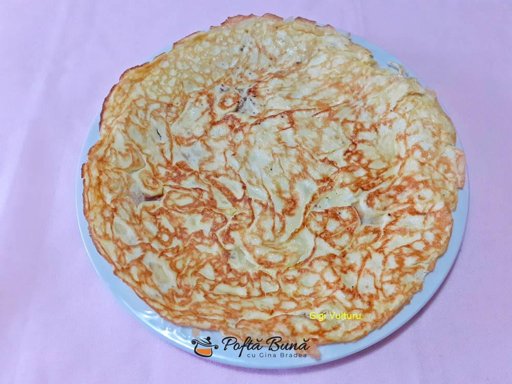 Rulada din omleta reteta simpla - Retete cu Gina Bradea