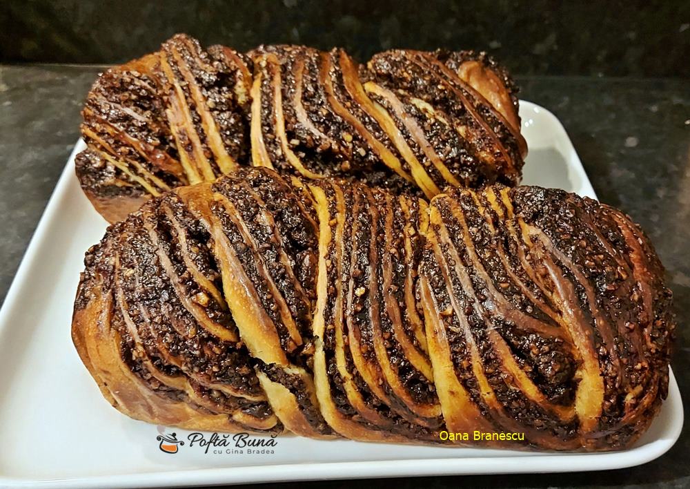 Cozonac insiropat cu vinars - reteta cu dospire la rece - Gina Bradea