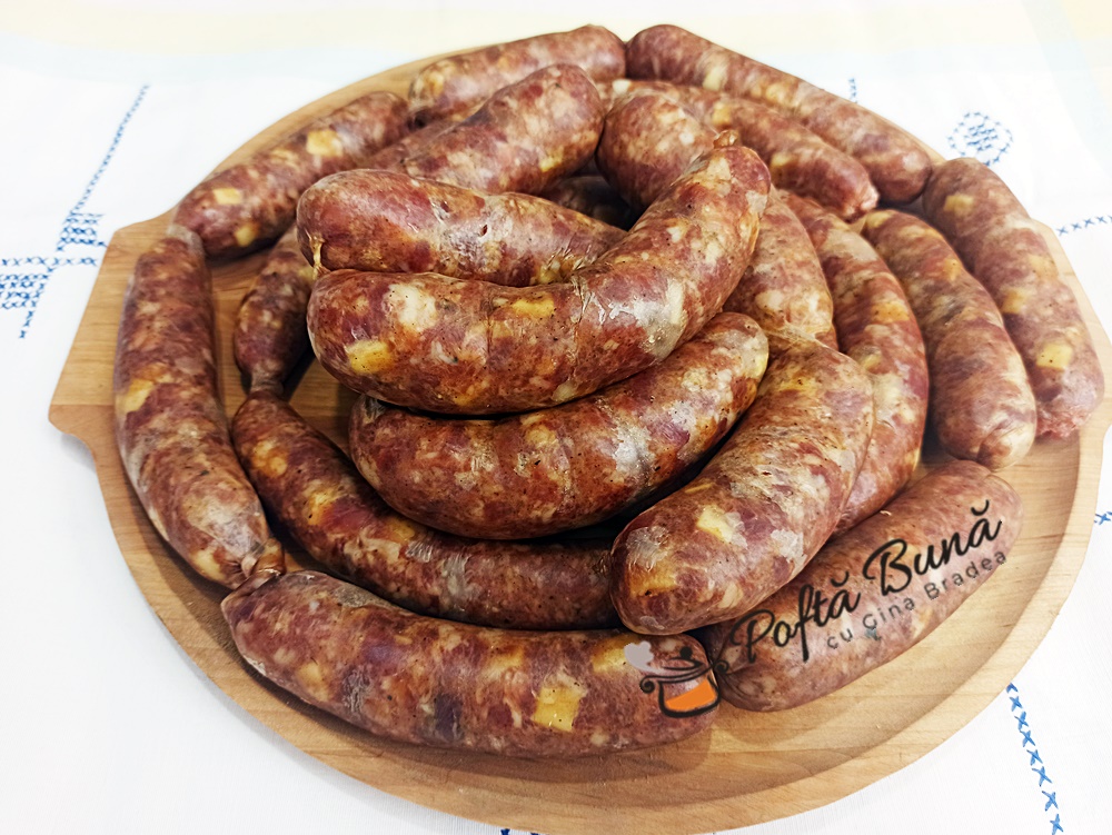 Carnati cu cascaval - reteta de carnati vienezi Käsekrainer - Gina Bradea