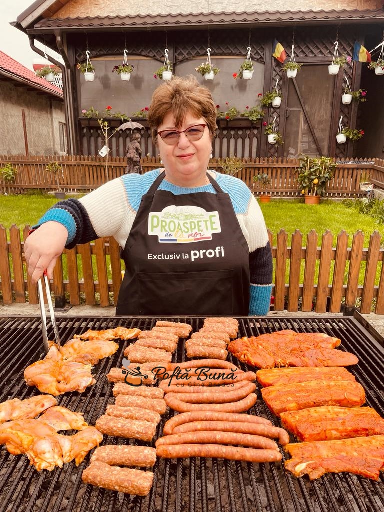 Placinta cu varza dulce - reteta de invartita - Gina Bradea