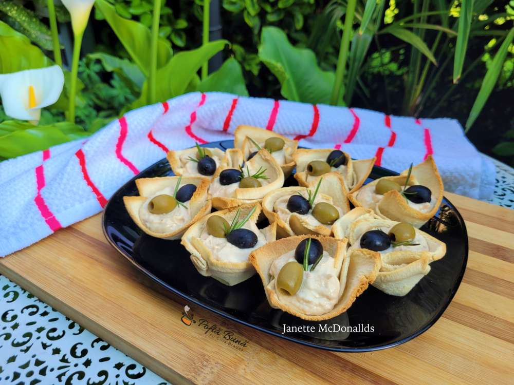 Aperitive cu ton si branza - Retete cu Gina Bradea