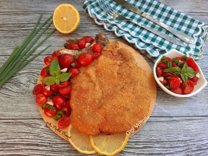 Cotoletta alla milanese reteta de snitel milanez - Gina Bradea