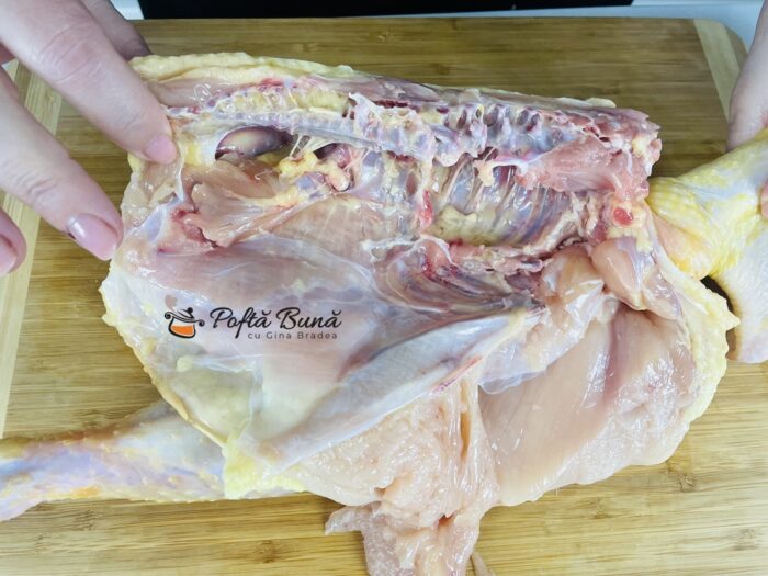 Pui la cuptor cu unt si ierburi aromatice - Gina Bradea