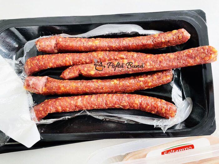 Platou mezeluri - Retete Culinare cu Gina Bradea