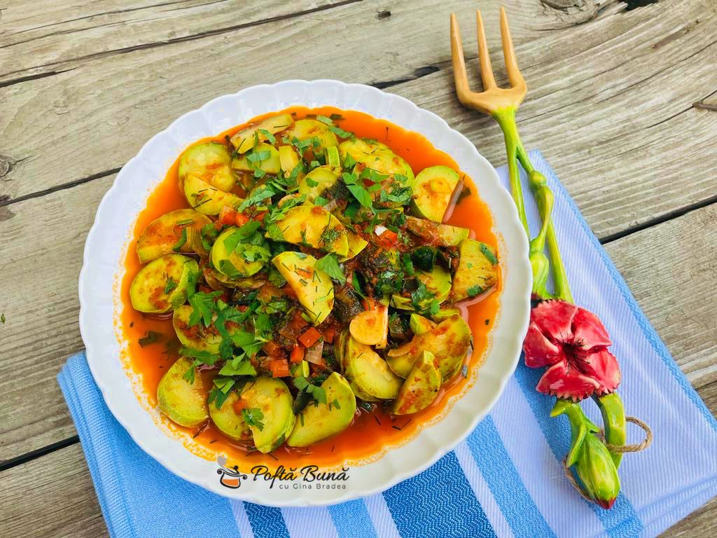 Mancare de dovlecei reteta de post - Gina Bradea