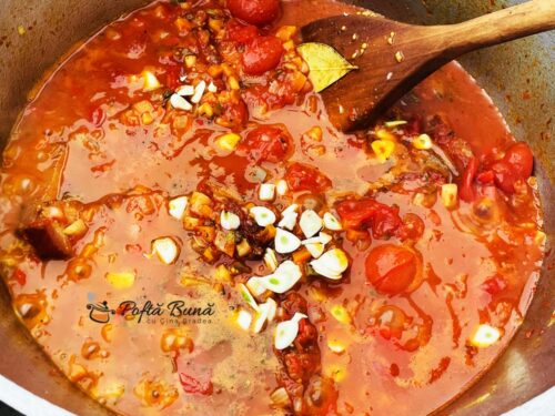 Fasole cu ciolan afumat, la ceaun - Retete cu Gina Bradea