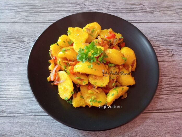 Cartofi la tigaie cu ardei si unt - Retete cu Gina Bradea