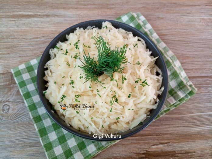 Sirop de ridiche neagra cu miere - Retete cu Gina Bradea